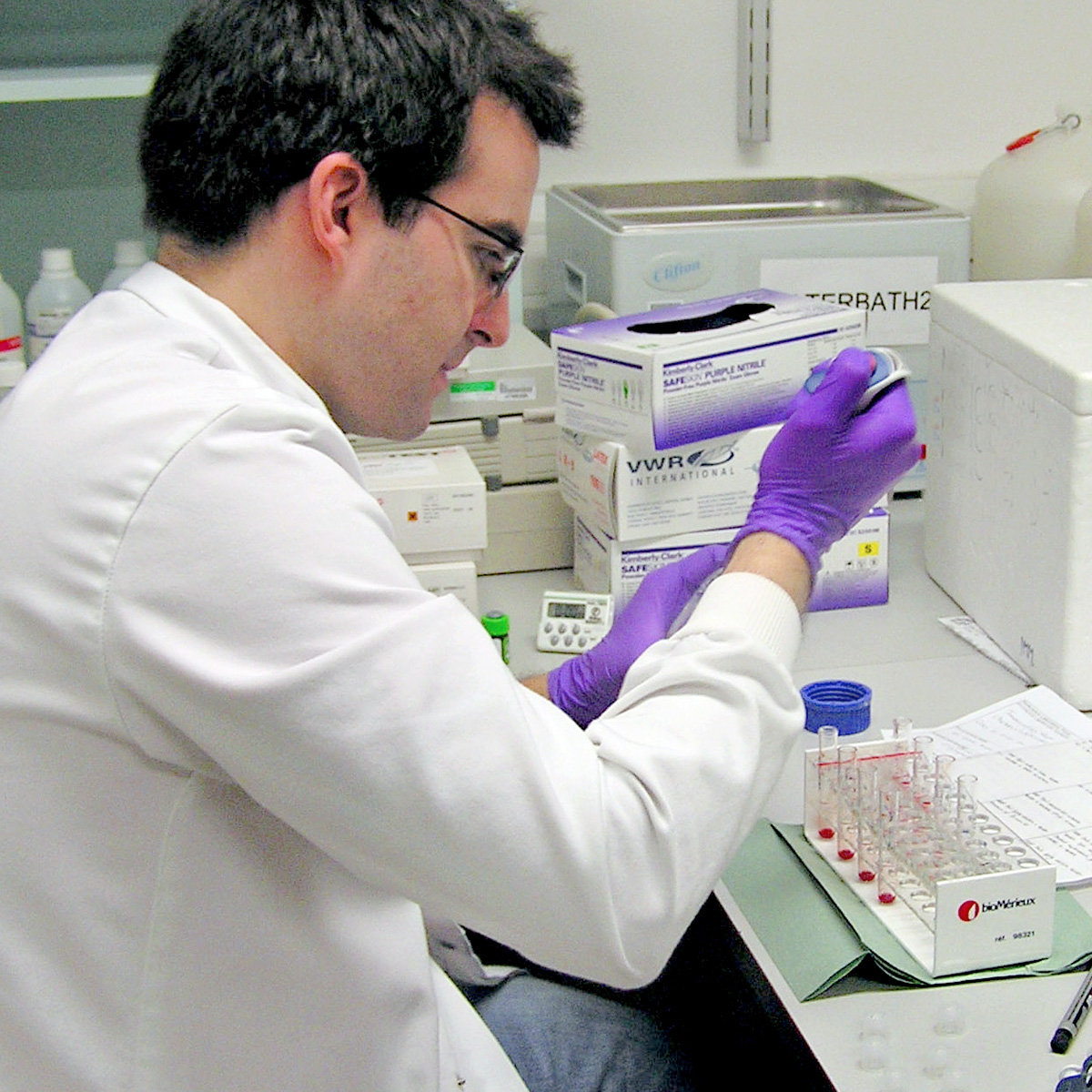 Flow Cytometry in Primary Immunodeficiency and Leukemia - Virtual ...